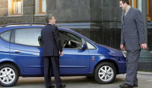 Masina speciala pentru cel mai inalt om din lume - AutoMarket