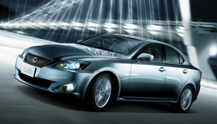 Primele imagini cu Lexus IS facelift - AutoMarket