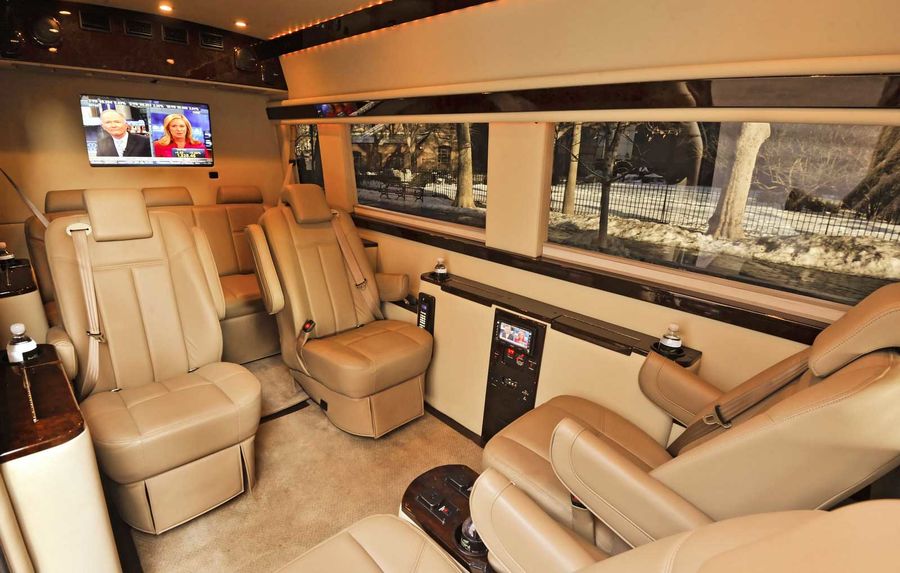 Brillant Van: un Mercedes Sprinter cu iz de Maybach - AutoMarket