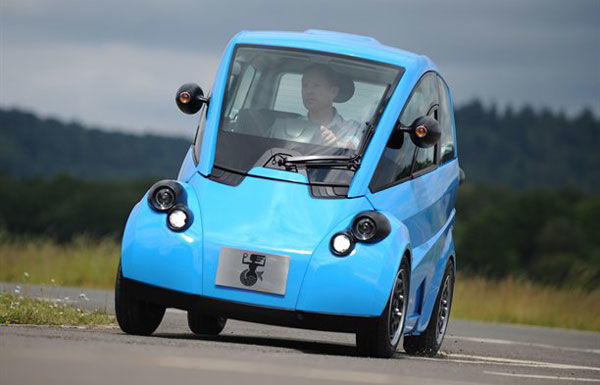 Omul care a creat McLaren F1 a prezentat un micro-car electric ...