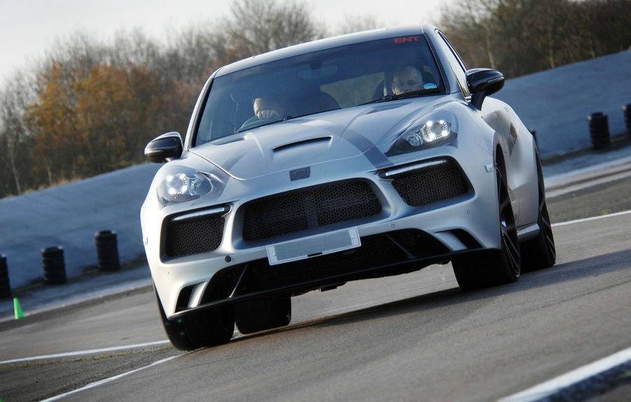 Eterniti Motors a deschis primul showroom şi a lansat primul său model ...