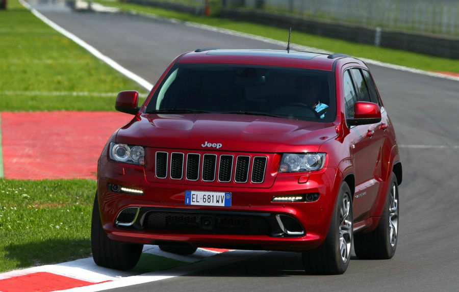 Jeep Grand Cherokee SRT8, în România de la 76.000 de euro - AutoMarket