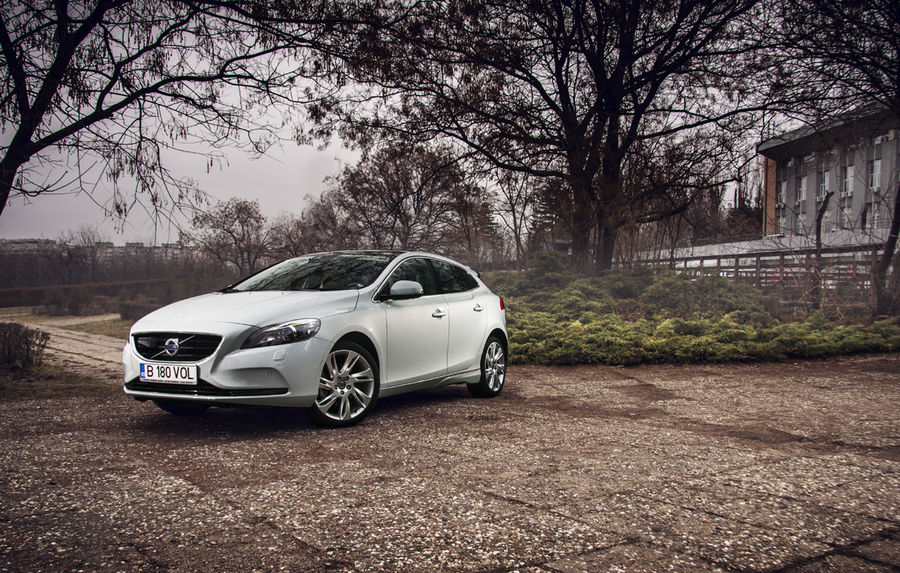 Test drive Volvo V40 T4 - Thor - AutoMarket