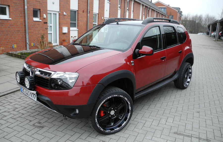 Dacia Duster primeşte un tuning îndrăzneţ din partea LZParts - AutoMarket