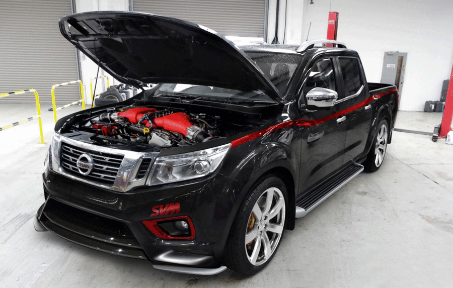 Nissan Navara se transformă într-un supercar de 800 de cai putere dacă ...
